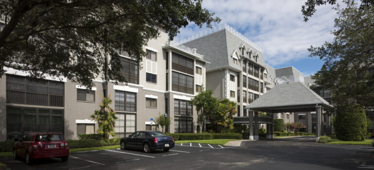 Skilled Nursing & Long-Term Care | Regency Oaks